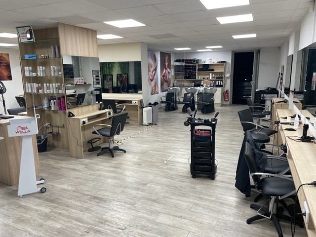 Dein Velly Friseur in Tübingen - Coiffure Velly